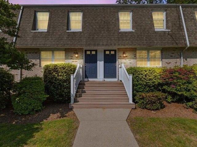 2 bedroom, Foxboro MA 02035 104540604