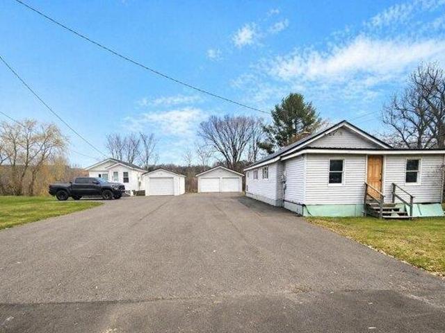 2 bedroom, Fort Fairfield ME 04742 105114456