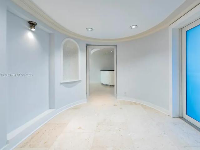2 bedroom, Fort Lauderdale FL 102398071