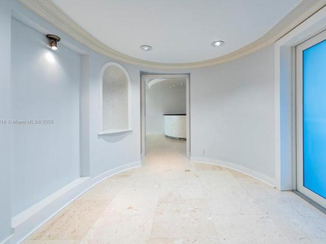 2 bedroom, Fort Lauderdale FL 102659589