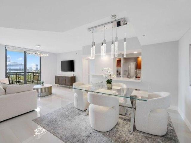 2 bedroom, Fort Lauderdale FL 33301 104899018