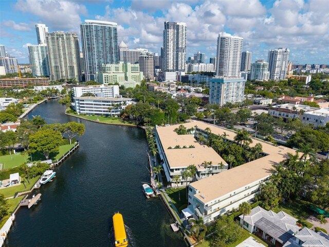 2 bedroom, Fort Lauderdale FL 33301 104899665