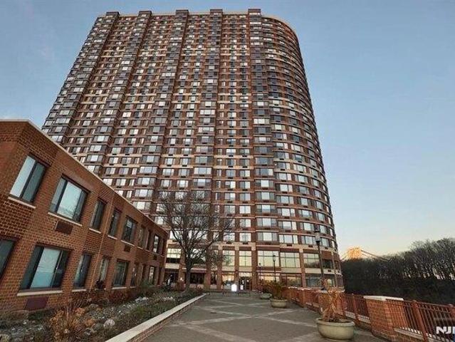 2 bedroom, Fort Lee NJ 07024 104758069
