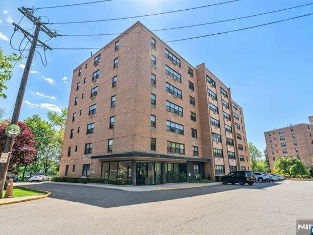 2 bedroom, Fort Lee NJ 07024 102479280