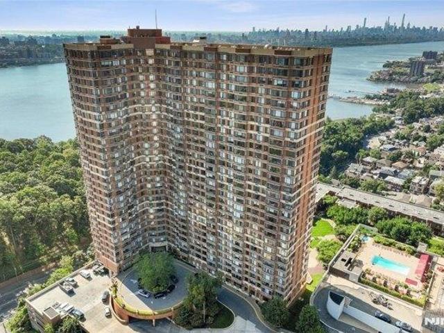 2 bedroom, Fort Lee NJ 07024 LS102211918