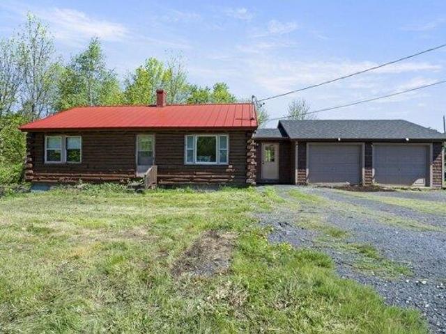 2 bedroom, Fairfield ME 04937 104791270