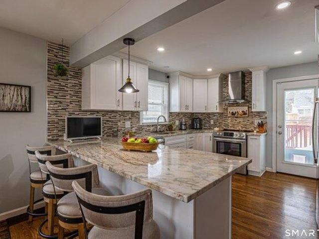 2 bedroom, Fairfield CT 06825 102762466