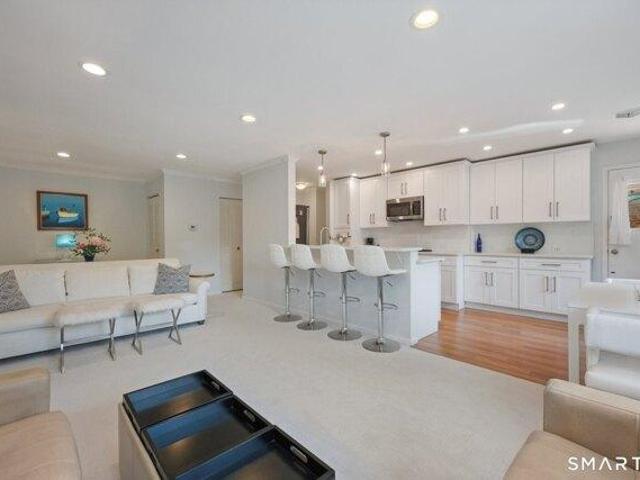 2 bedroom, Fairfield CT 06890 LS102826513