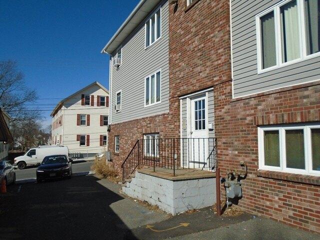2 bedroom, Fall River MA 02720 102447619