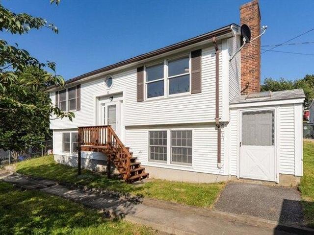 2 bedroom, Fall River MA 02720 104716583