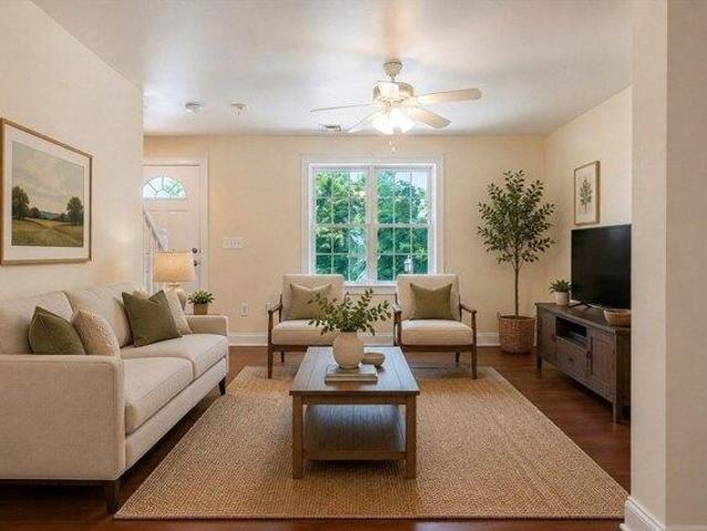 2 bedroom, Fall River MA 02720 104791066
