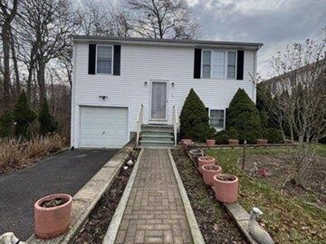 2 bedroom, Fall River MA 02720 LS101605081
