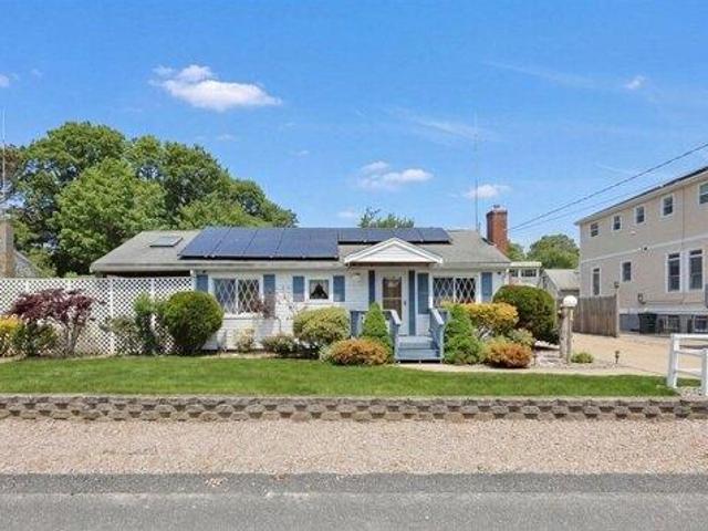 2 bedroom, Falmouth MA 02536 LS102347256