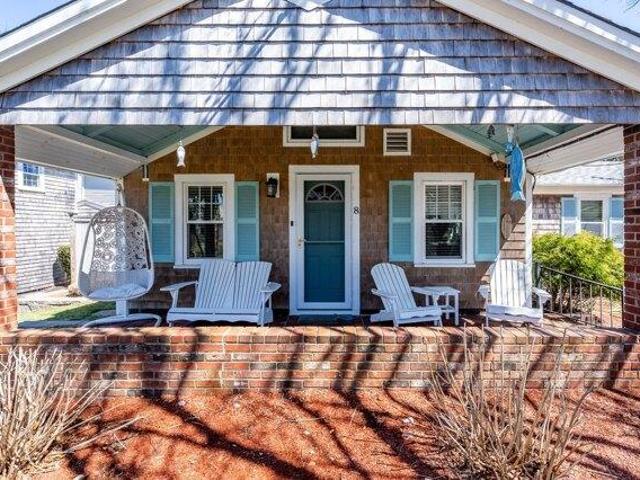 2 bedroom, Falmouth MA 02540 102119916