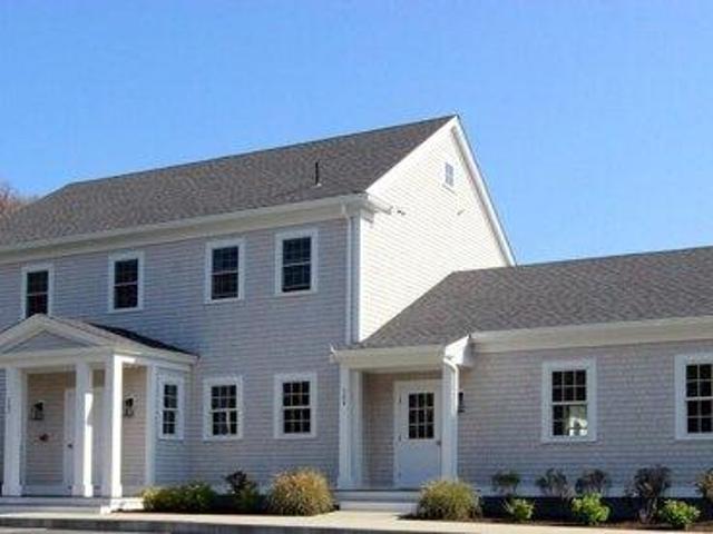 2 bedroom, Falmouth MA 02540 102284778