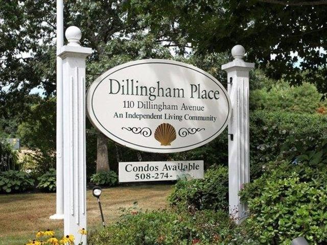 2 bedroom, Falmouth MA 02540 102342876