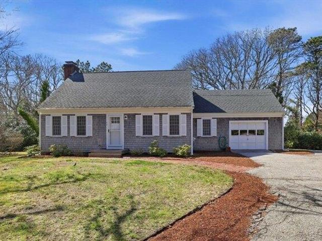 2 bedroom, Falmouth MA 02540 103071614