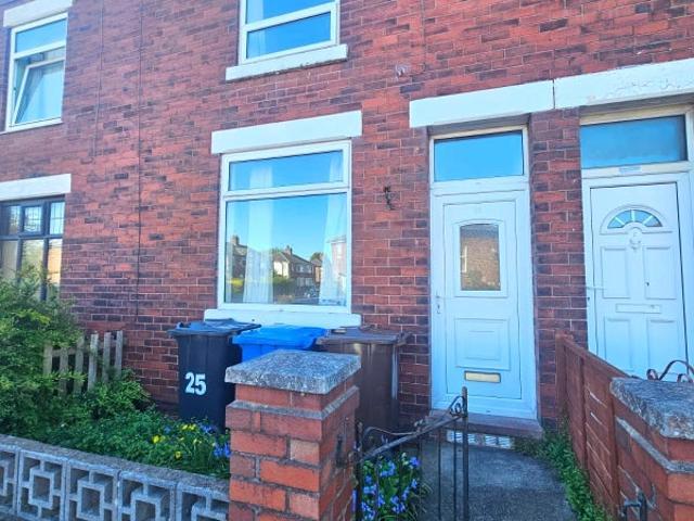 2 Bedroom Family House in Swinton – Available Now