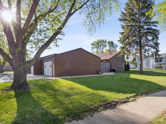 2 bedroom, Fargo ND 58103 90843293