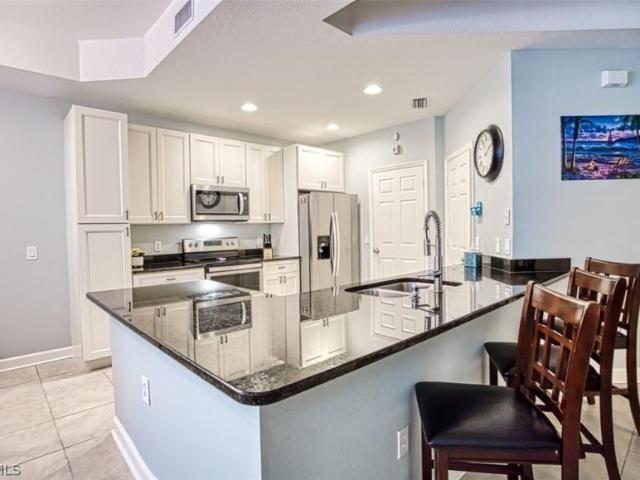 2 bedroom, FL FL 102587752