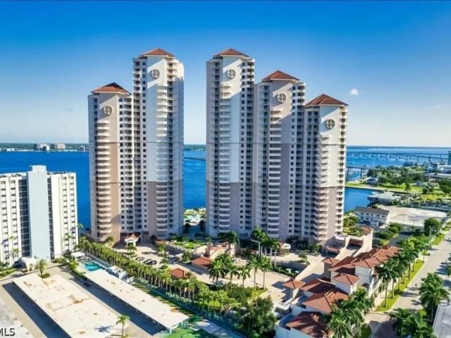 2 bedroom, FL FL 102659563