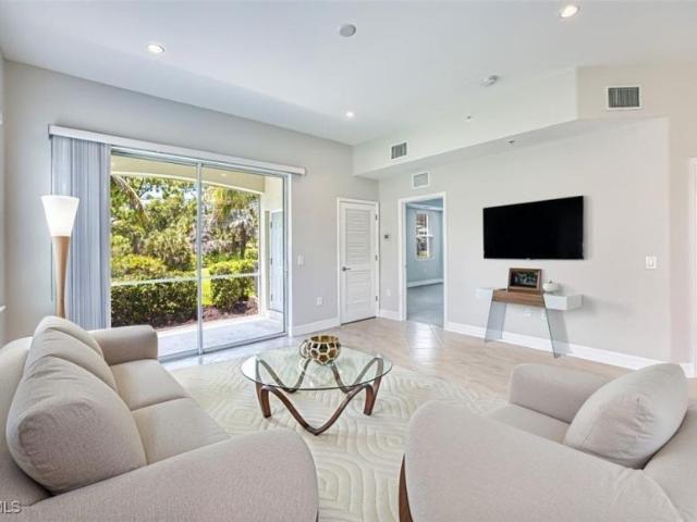 2 bedroom, FL FL 102661916
