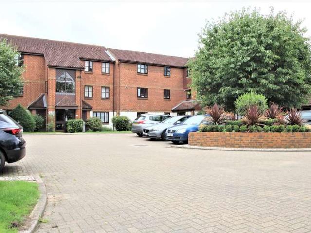 2 Bedroom Flat