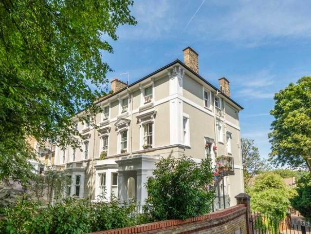 2 Bedroom Flat