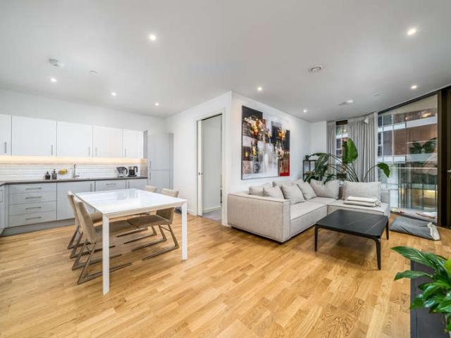 2 Bedroom Flat