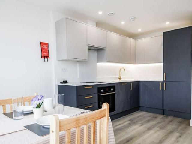 2 Bedroom Flat