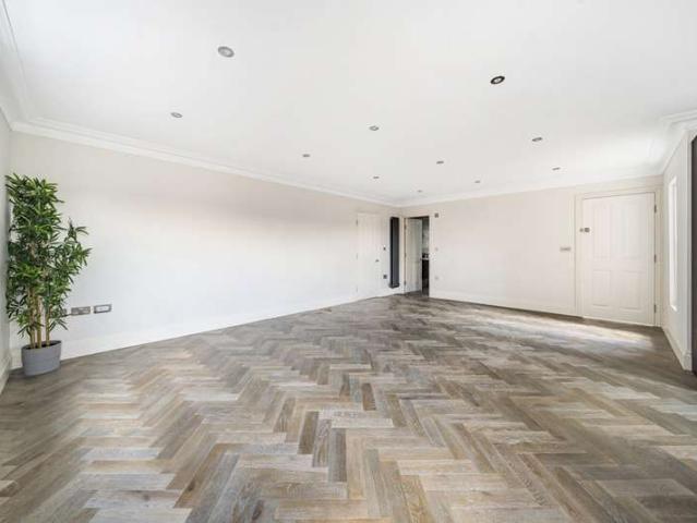 2 Bedroom Flat