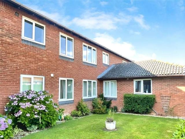 2 Bedroom Flat