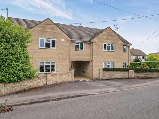 2 Bedroom Flat