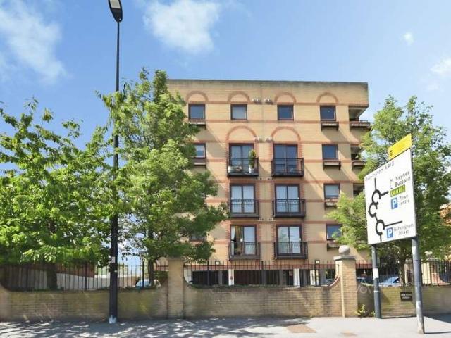 2 Bedroom Flat
