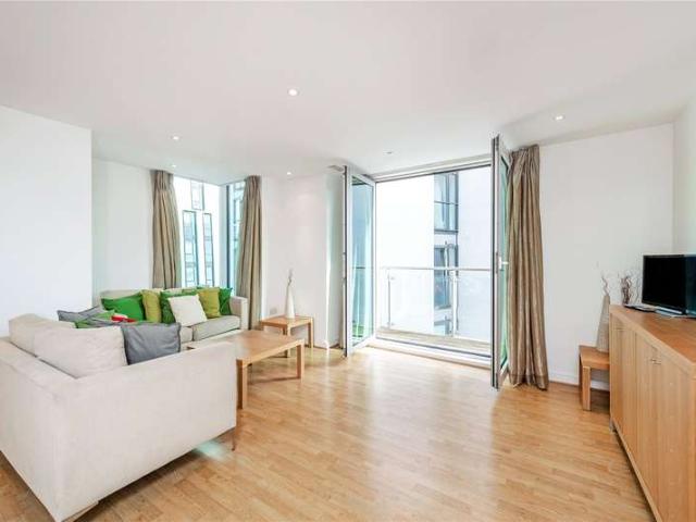 2 Bedroom Flat