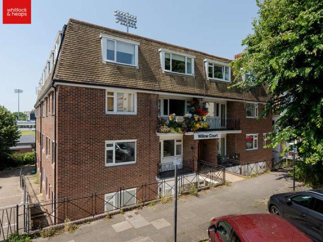 2 Bedroom Flat