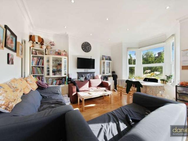2 Bedroom Flat