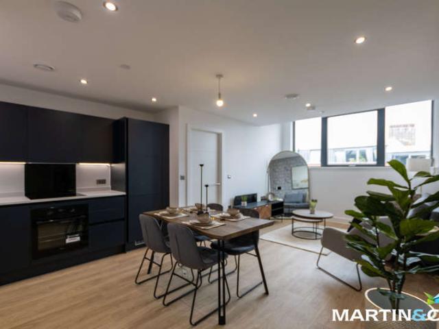 2 Bedroom Flat