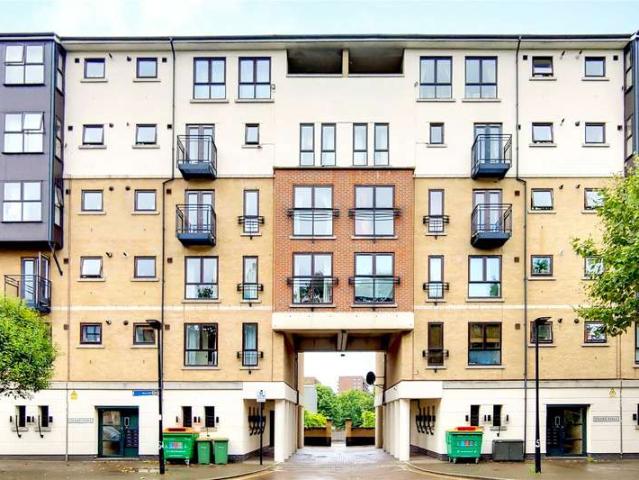 2 Bedroom Flat