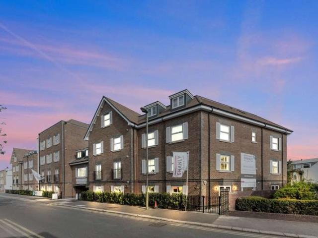 2 Bedroom Flat