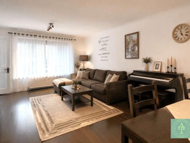 2 Bedroom Flat