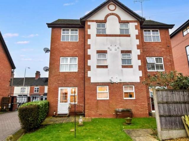 2 Bedroom Flat