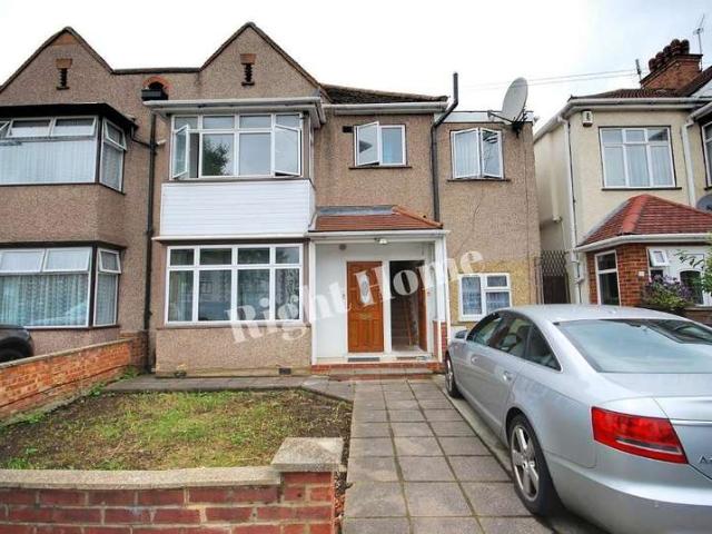 2 Bedroom Flat