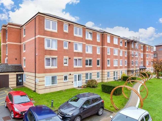2 Bedroom Flat