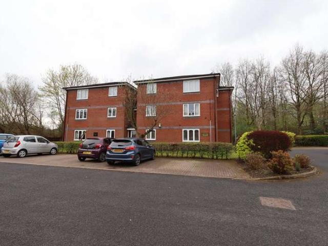2 Bedroom Flat