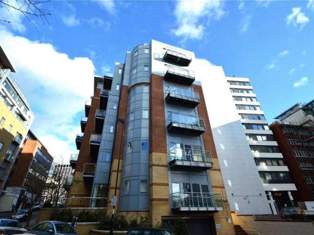 2 Bedroom Flat