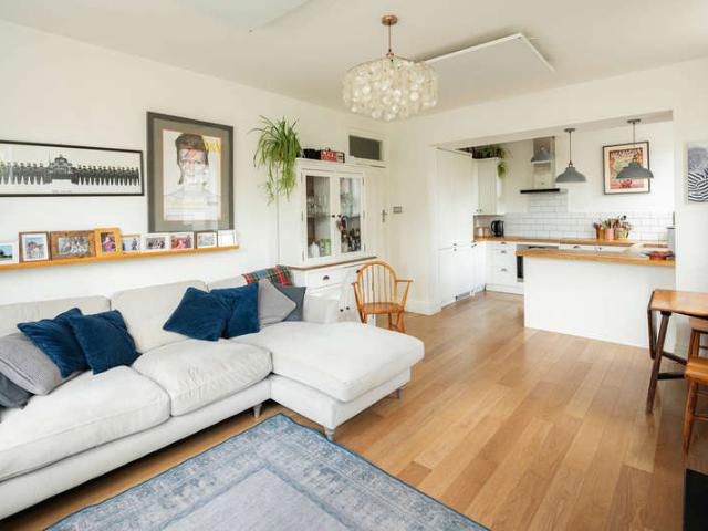 2 Bedroom Flat