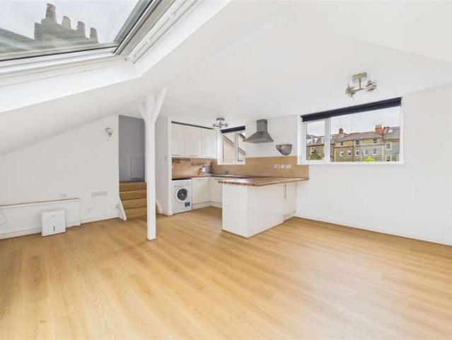 2 Bedroom Flat