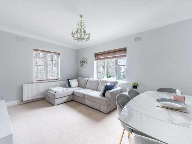 2 Bedroom Flat