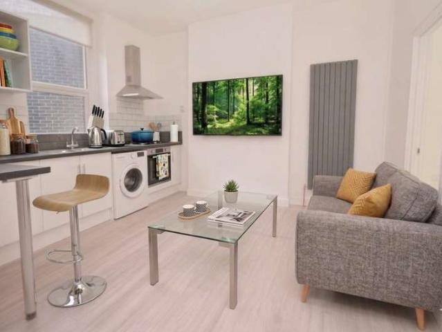 2 Bedroom Flat